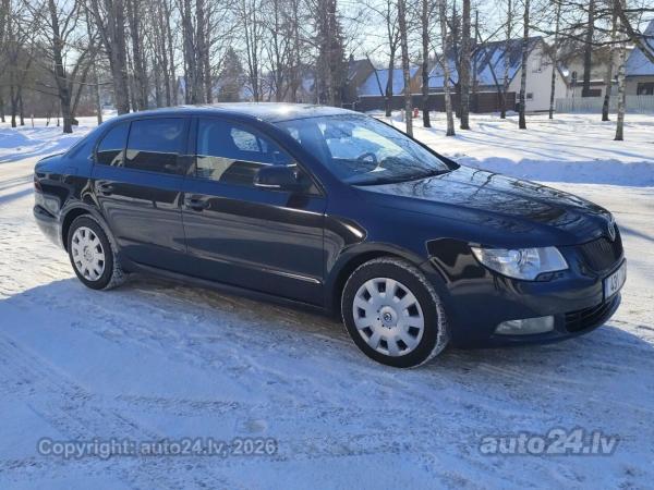 Black Skoda SuperB 2011 in Tartu, with an engine capacity of 1.60 L and mileage of 300 thousand km for 4999 €, photo 3 on AUTOMOTO.COM.LV