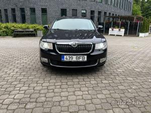 Melns Skoda SuperB 2011 Tallina, ar dzinēja tilpumu 3.60 L un nobraukumu 258 tūkst. km par 7399 €, foto 4 vietnē AUTOMOTO.COM.LV