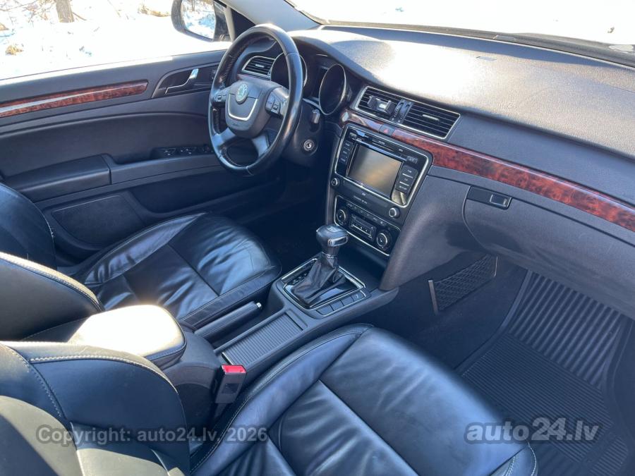 Melns Skoda SuperB 2011 Tallina, ar dzinēja tilpumu 3.60 L un nobraukumu 258 tūkst. km par 7399 €, foto 14 vietnē AUTOMOTO.COM.LV