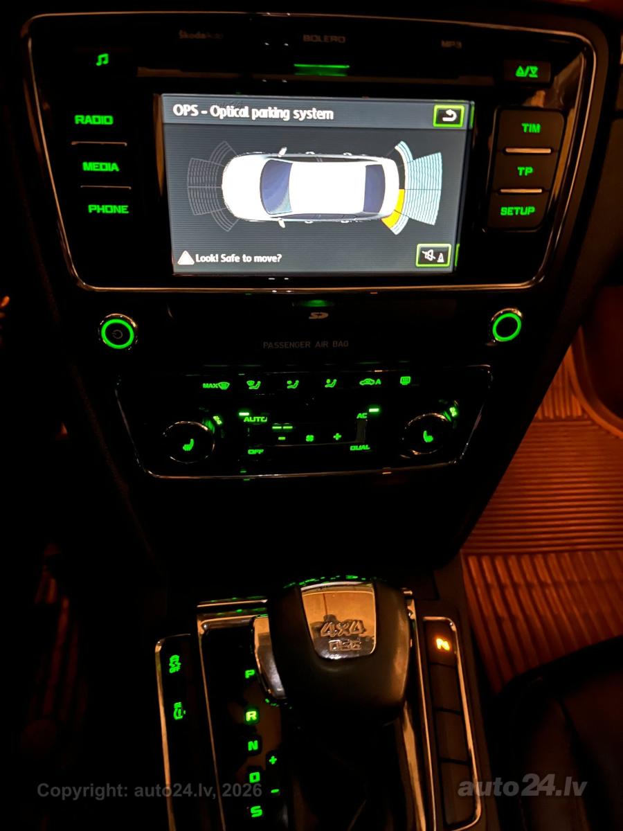 Melns Skoda SuperB 2011 Tallina, ar dzinēja tilpumu 3.60 L un nobraukumu 258 tūkst. km par 7399 €, foto 18 vietnē AUTOMOTO.COM.LV