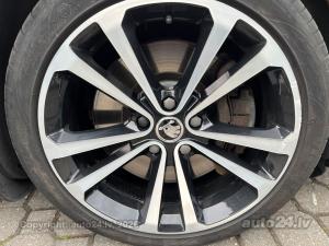 Melns Skoda SuperB 2011 Tallina, ar dzinēja tilpumu 3.60 L un nobraukumu 258 tūkst. km par 7399 €, foto 20 vietnē AUTOMOTO.COM.LV