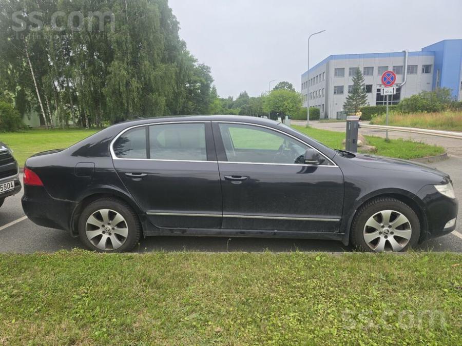 Черный Шкода Суперб 2011 в Рига, объемом двигателя 2.00 л и пробегом 342 тыс. км за 5700 €, фото 7 на AUTOMOTO.COM.LV