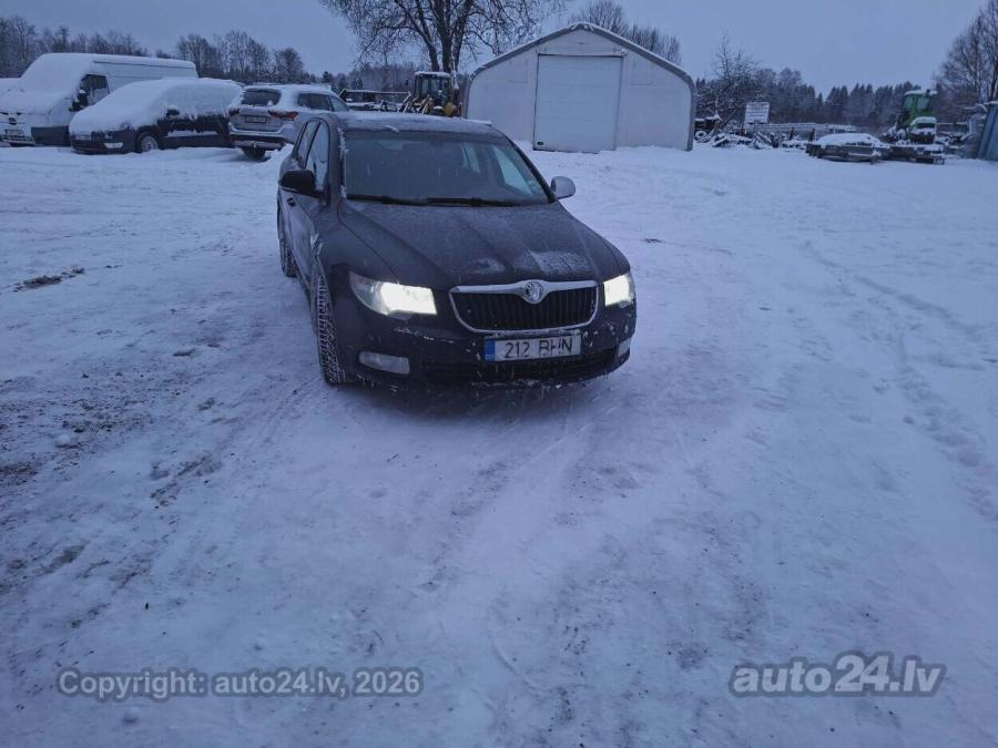 Melns Skoda SuperB 2012 Tallina, ar dzinēja tilpumu 2.00 L un nobraukumu 0 tūkst. km par 4999 €, foto 1 vietnē AUTOMOTO.COM.LV