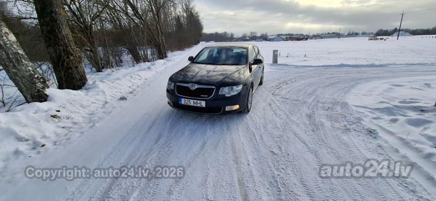 Melns Skoda SuperB 2012 Tartu, ar dzinēja tilpumu 1.60 L un nobraukumu 318 tūkst. km par 4500 €, foto 1 vietnē AUTOMOTO.COM.LV
