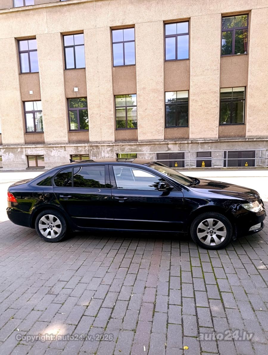 Melns Skoda SuperB 2012 Tallina, ar dzinēja tilpumu 1.40 L un nobraukumu 240 tūkst. km par 4500 €, foto 5 vietnē AUTOMOTO.COM.LV