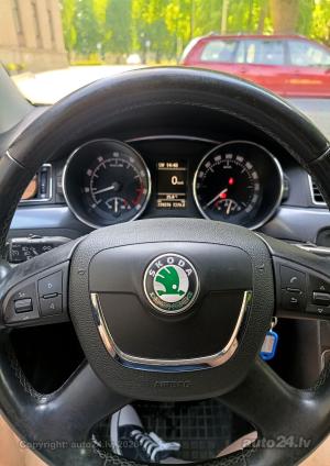 Melns Skoda SuperB 2012 Tallina, ar dzinēja tilpumu 1.40 L un nobraukumu 240 tūkst. km par 4500 €, foto 7 vietnē AUTOMOTO.COM.LV