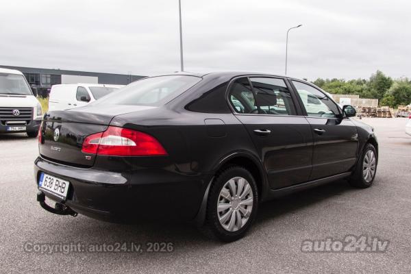 Melns Skoda SuperB 2012 Tallina, ar dzinēja tilpumu 2.00 L un nobraukumu 158 tūkst. km par 5900 €, foto 2 vietnē AUTOMOTO.COM.LV