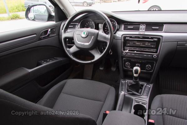 Melns Skoda SuperB 2012 Tallina, ar dzinēja tilpumu 2.00 L un nobraukumu 158 tūkst. km par 5900 €, foto 10 vietnē AUTOMOTO.COM.LV