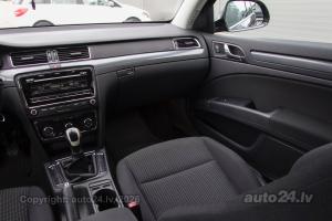Melns Skoda SuperB 2012 Tallina, ar dzinēja tilpumu 2.00 L un nobraukumu 158 tūkst. km par 5900 €, foto 12 vietnē AUTOMOTO.COM.LV