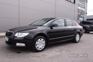 Melns Skoda SuperB 2012 Tallina, ar dzinēja tilpumu 2.00 L un nobraukumu 158 tūkst. km par 5900 €, foto 15 vietnē AUTOMOTO.COM.LV