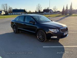 Black Skoda SuperB 2013 in Tallinn, with an engine capacity of 3.60 L and mileage of 277 thousand km for 7300 €, photo 4 on AUTOMOTO.COM.LV