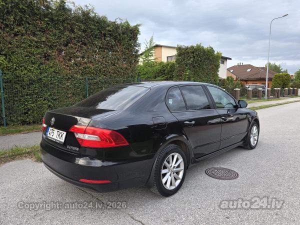 Black Skoda SuperB 2013 in Tartu, with an engine capacity of 1.80 L and mileage of 320 thousand km for 5200 €, photo 3 on AUTOMOTO.COM.LV