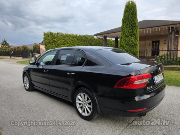 Black Skoda SuperB 2013 in Tartu, with an engine capacity of 1.80 L and mileage of 320 thousand km for 5200 €, photo 4 on AUTOMOTO.COM.LV