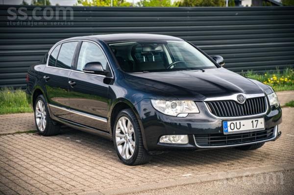 Black Skoda SuperB 2013 in Riga, with an engine capacity of 2.00 L and mileage of 0 thousand km for 3990 €, photo 3 on AUTOMOTO.COM.LV