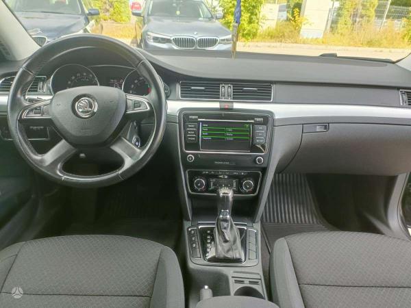 Melns Skoda SuperB 2013 Klaipėda, ar dzinēja tilpumu 1.97 L un nobraukumu 282 tūkst. km par 6950 €, foto 6 vietnē AUTOMOTO.COM.LV