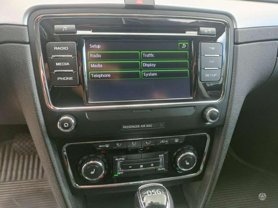 Melns Skoda SuperB 2013 Klaipėda, ar dzinēja tilpumu 1.97 L un nobraukumu 282 tūkst. km par 6950 €, foto 17 vietnē AUTOMOTO.COM.LV