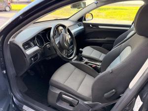 Black Skoda SuperB 2013 in Siauliai, with an engine capacity of 1.97 L and mileage of 269 thousand km for 4500 €, photo 8 on AUTOMOTO.COM.LV