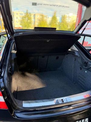 Black Skoda SuperB 2013 in Siauliai, with an engine capacity of 1.97 L and mileage of 269 thousand km for 4500 €, photo 12 on AUTOMOTO.COM.LV