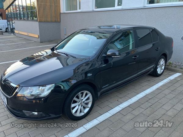 Skoda SuperB 2013 in Tartu on AUTOMOTO.COM.LV Black Skoda SuperB 2013 in Tartu, with an engine capacity of 1.80 L and mileage of 82 thousand km for 8500 €, photo 3 on AUTOMOTO.COM.LV