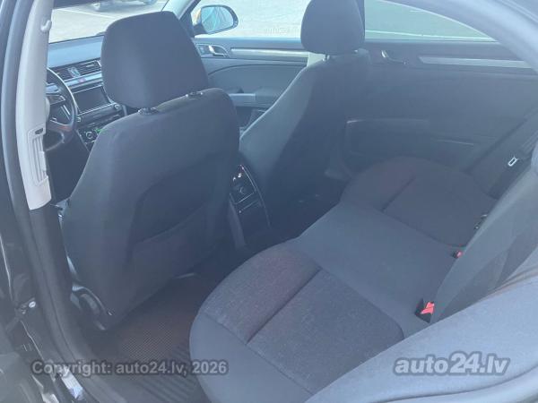 Skoda SuperB 2013 in Tartu on AUTOMOTO.COM.LV Black Skoda SuperB 2013 in Tartu, with an engine capacity of 1.80 L and mileage of 82 thousand km for 8500 €, photo 6 on AUTOMOTO.COM.LV