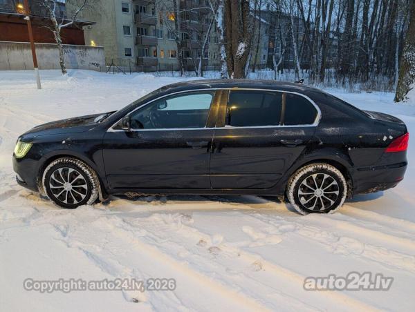 Black Skoda SuperB 2014 in Tallinn, with an engine capacity of 1.40 L and mileage of 211 thousand km for 7500 €, photo 4 on AUTOMOTO.COM.LV