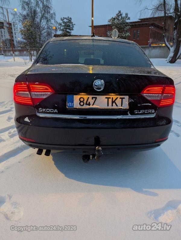 Black Skoda SuperB 2014 in Tallinn, with an engine capacity of 1.40 L and mileage of 211 thousand km for 7500 €, photo 5 on AUTOMOTO.COM.LV