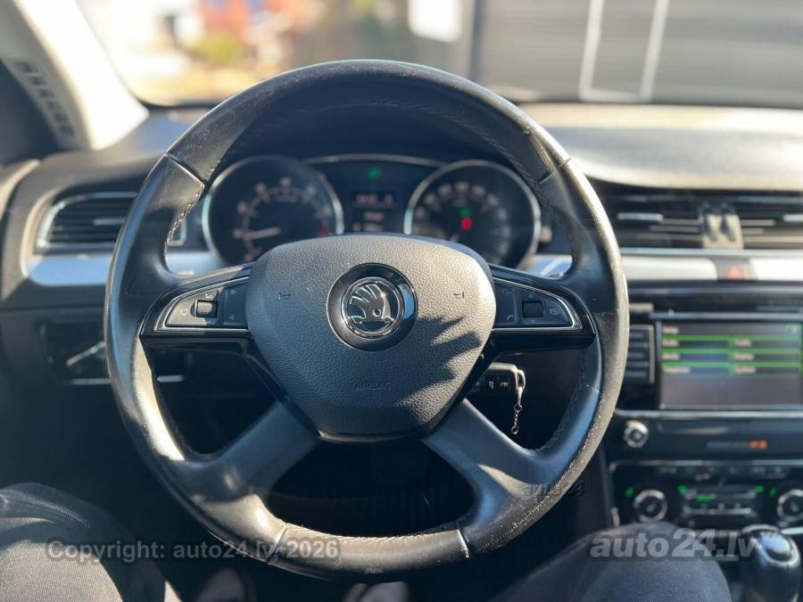 Melns Skoda SuperB 2014 Tallina, ar dzinēja tilpumu 1.80 L un nobraukumu 216 tūkst. km par 7999 €, foto 14 vietnē AUTOMOTO.COM.LV