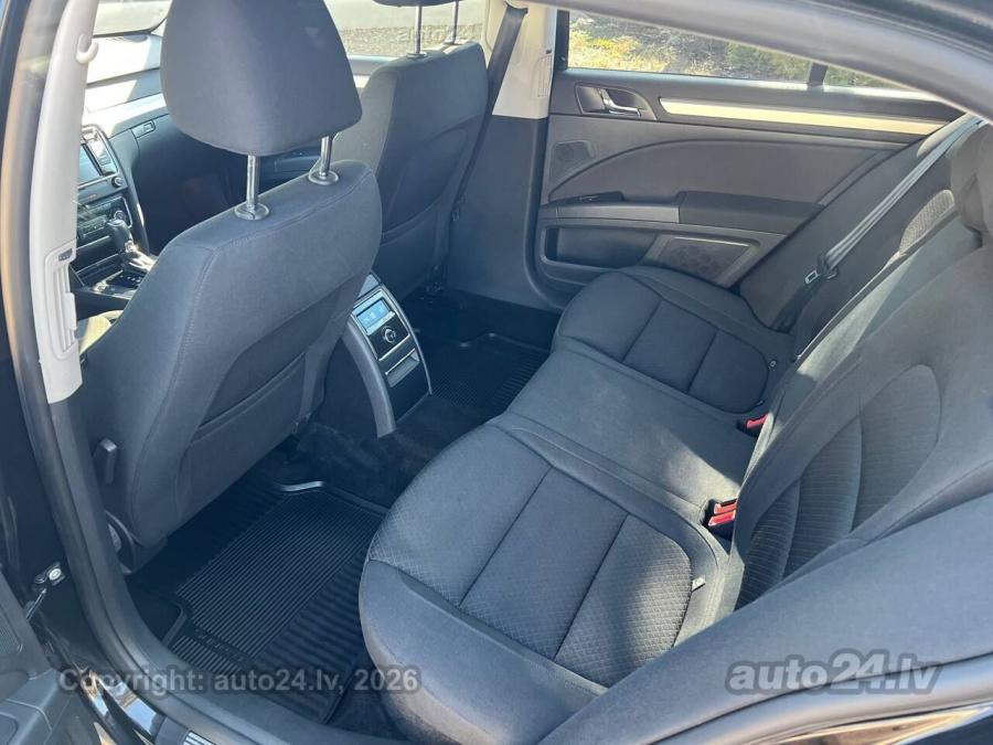 Melns Skoda SuperB 2014 Tallina, ar dzinēja tilpumu 1.80 L un nobraukumu 216 tūkst. km par 7999 €, foto 23 vietnē AUTOMOTO.COM.LV