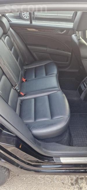 Black Skoda SuperB 2014 in Riga, with an engine capacity of 2.00 L and mileage of 275 thousand km for 5500 €, photo 7 on AUTOMOTO.COM.LV