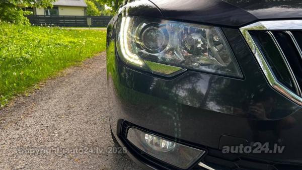 Melns Skoda SuperB 2014 Tallina, ar dzinēja tilpumu 1.80 L un nobraukumu 217 tūkst. km par 7990 €, foto 4 vietnē AUTOMOTO.COM.LV