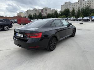 Black Skoda SuperB 2015 in Tallinn, with an engine capacity of 2.00 L and mileage of 422 thousand km for 7500 €, photo 6 on AUTOMOTO.COM.LV