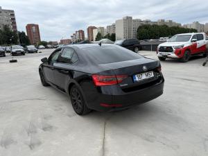 Black Skoda SuperB 2015 in Tallinn, with an engine capacity of 2.00 L and mileage of 422 thousand km for 7500 €, photo 18 on AUTOMOTO.COM.LV