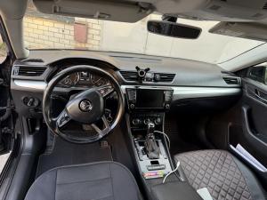 Black Skoda SuperB 2015 in Tallinn, with an engine capacity of 2.00 L and mileage of 422 thousand km for 7500 €, photo 22 on AUTOMOTO.COM.LV