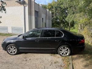 Melns Skoda SuperB 2015 Viļņa, ar dzinēja tilpumu 1.97 L un nobraukumu 260 tūkst. km par 6300 €, foto 4 vietnē AUTOMOTO.COM.LV