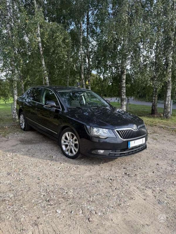 Melns Skoda SuperB 2015 Viļņa, ar dzinēja tilpumu 1.97 L un nobraukumu 260 tūkst. km par 6300 €, foto 5 vietnē AUTOMOTO.COM.LV