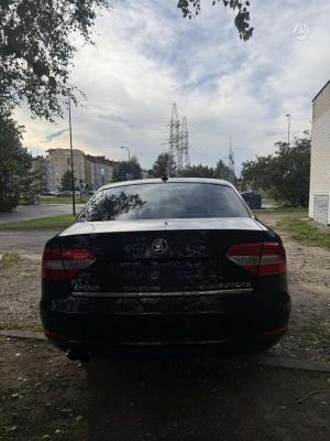 Melns Skoda SuperB 2015 Viļņa, ar dzinēja tilpumu 1.97 L un nobraukumu 260 tūkst. km par 6300 €, foto 8 vietnē AUTOMOTO.COM.LV