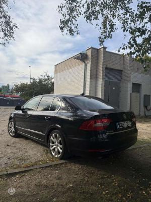 Melns Skoda SuperB 2015 Viļņa, ar dzinēja tilpumu 1.97 L un nobraukumu 260 tūkst. km par 6300 €, foto 9 vietnē AUTOMOTO.COM.LV