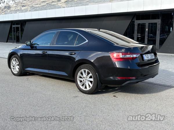 Melns Skoda SuperB 2015 Tallina, ar dzinēja tilpumu 1.40 L un nobraukumu 218 tūkst. km par 10900 €, foto 7 vietnē AUTOMOTO.COM.LV