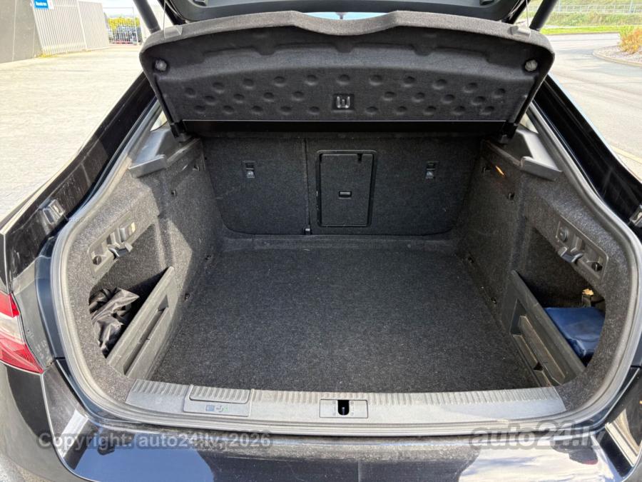 Black Skoda SuperB 2015 in Tallinn, with an engine capacity of 1.40 L and mileage of 218 thousand km for 10900 €, photo 14 on AUTOMOTO.COM.LV