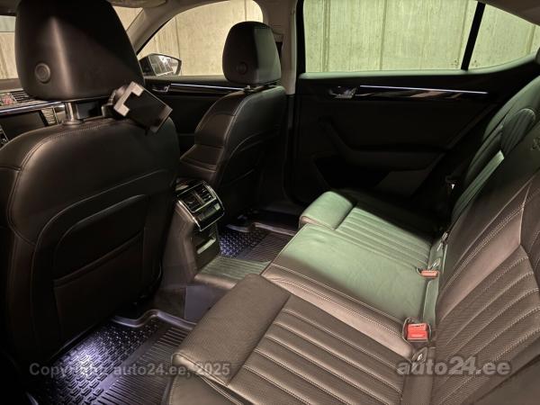 Melns Skoda SuperB 2016 Tallina, ar dzinēja tilpumu 1.80 L un nobraukumu 202 tūkst. km par 13600 €, foto 11 vietnē AUTOMOTO.COM.LV