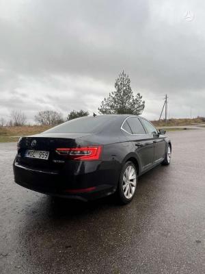 Melns Skoda SuperB 2016 Viļņa, ar dzinēja tilpumu 2.00 L un nobraukumu 218 tūkst. km par 11200 €, foto 2 vietnē AUTOMOTO.COM.LV