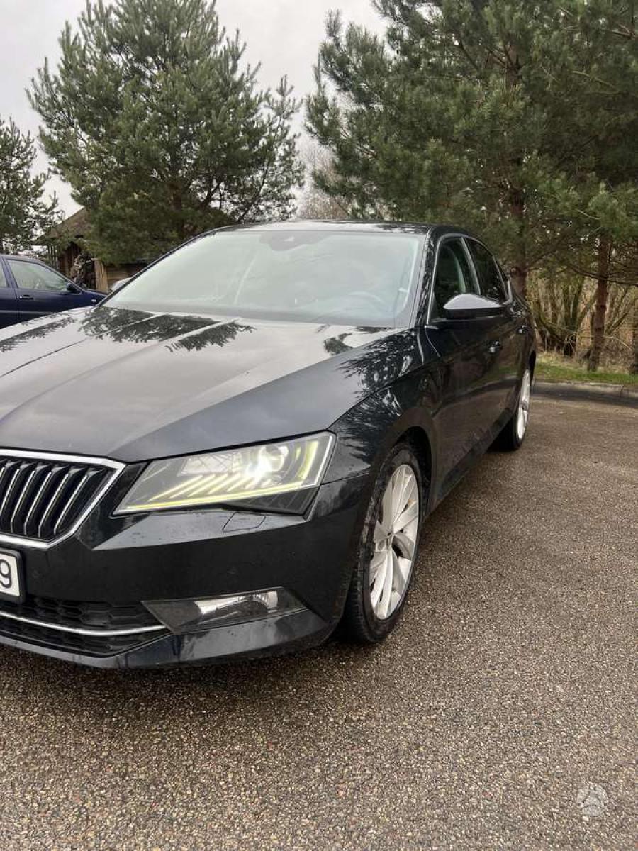 Melns Skoda SuperB 2016 Viļņa, ar dzinēja tilpumu 2.00 L un nobraukumu 218 tūkst. km par 11200 €, foto 3 vietnē AUTOMOTO.COM.LV