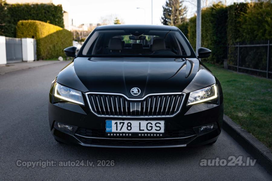 Melns Skoda SuperB 2016 Tallina, ar dzinēja tilpumu 2.00 L un nobraukumu 165 tūkst. km par 15990 €, foto 3 vietnē AUTOMOTO.COM.LV