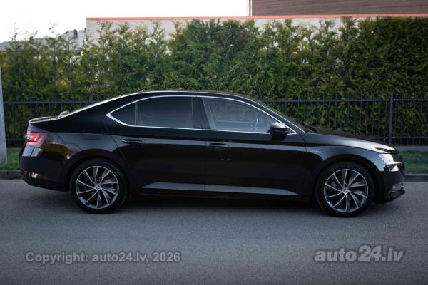 Melns Skoda SuperB 2016 Tallina, ar dzinēja tilpumu 2.00 L un nobraukumu 165 tūkst. km par 15990 €, foto 5 vietnē AUTOMOTO.COM.LV