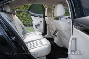 Melns Skoda SuperB 2016 Tallina, ar dzinēja tilpumu 2.00 L un nobraukumu 165 tūkst. km par 15990 €, foto 17 vietnē AUTOMOTO.COM.LV