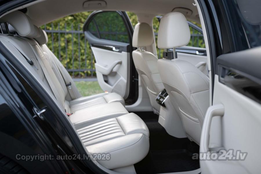 Melns Skoda SuperB 2016 Tallina, ar dzinēja tilpumu 2.00 L un nobraukumu 165 tūkst. km par 15990 €, foto 17 vietnē AUTOMOTO.COM.LV