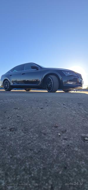 Melns Skoda SuperB 2016 Tallina, ar dzinēja tilpumu 2.00 L un nobraukumu 286 tūkst. km par 12300 €, foto 6 vietnē AUTOMOTO.COM.LV