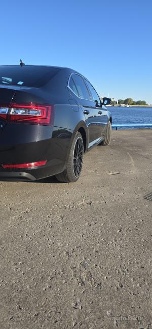 Melns Skoda SuperB 2016 Tallina, ar dzinēja tilpumu 2.00 L un nobraukumu 286 tūkst. km par 12300 €, foto 8 vietnē AUTOMOTO.COM.LV