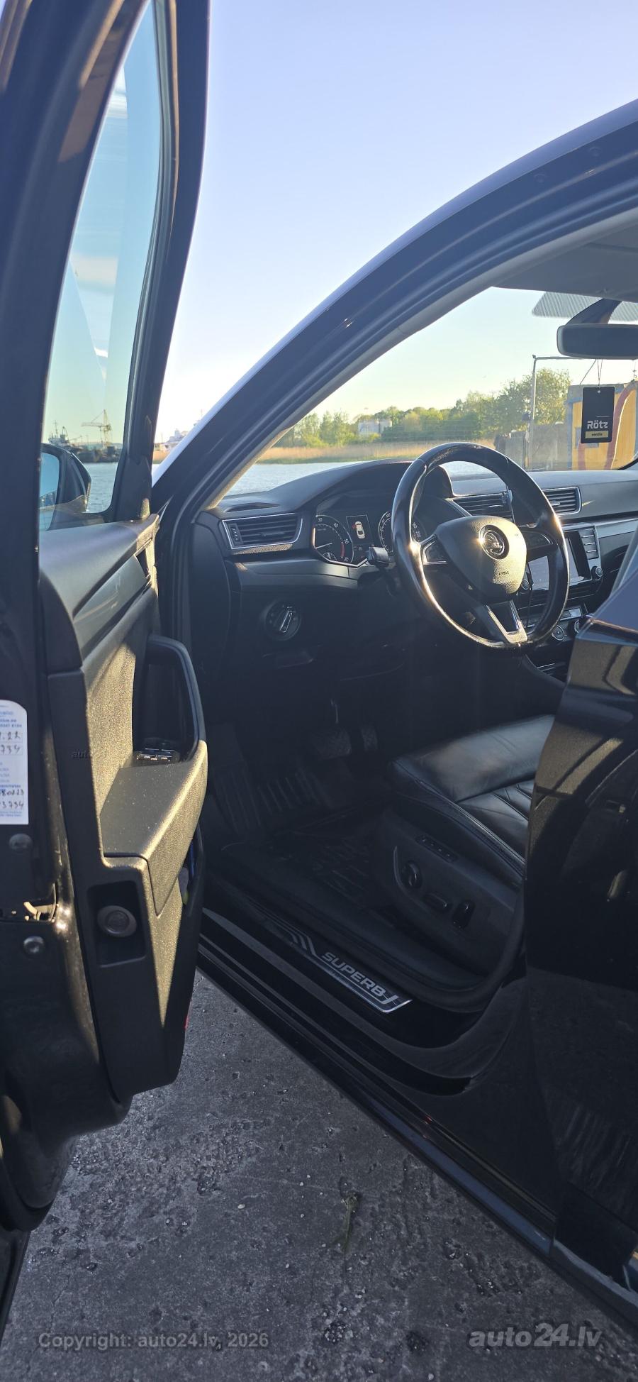 Melns Skoda SuperB 2016 Tallina, ar dzinēja tilpumu 2.00 L un nobraukumu 286 tūkst. km par 12300 €, foto 9 vietnē AUTOMOTO.COM.LV