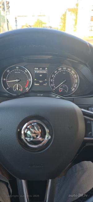 Melns Skoda SuperB 2016 Tallina, ar dzinēja tilpumu 2.00 L un nobraukumu 286 tūkst. km par 12300 €, foto 17 vietnē AUTOMOTO.COM.LV